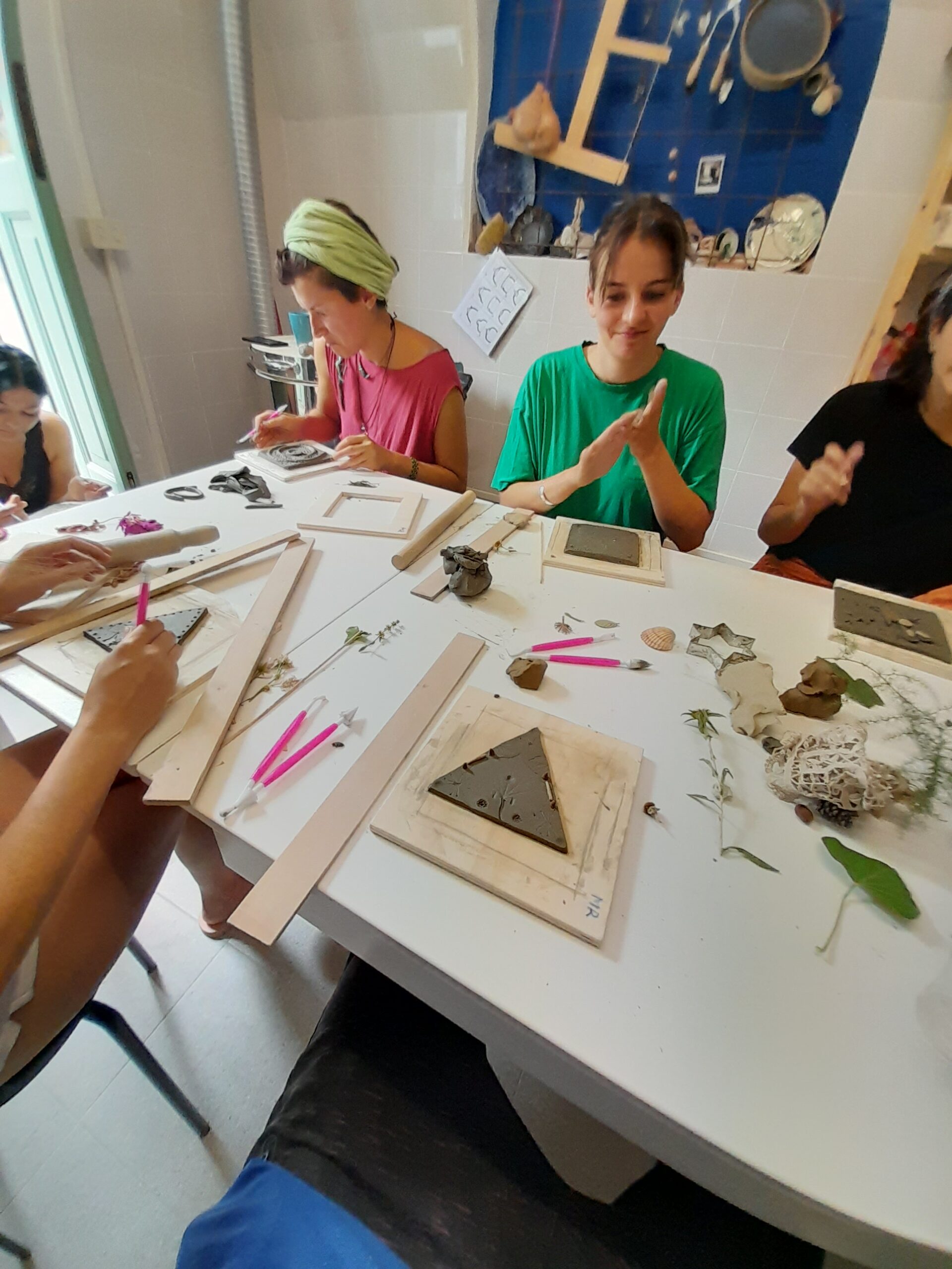 Cr-I-TO-WE-ty youth exchange